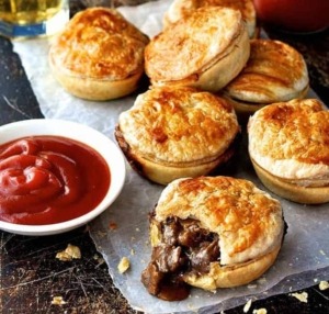 10 Aussie Foods You Need for an Australia Day Party | Mum Central