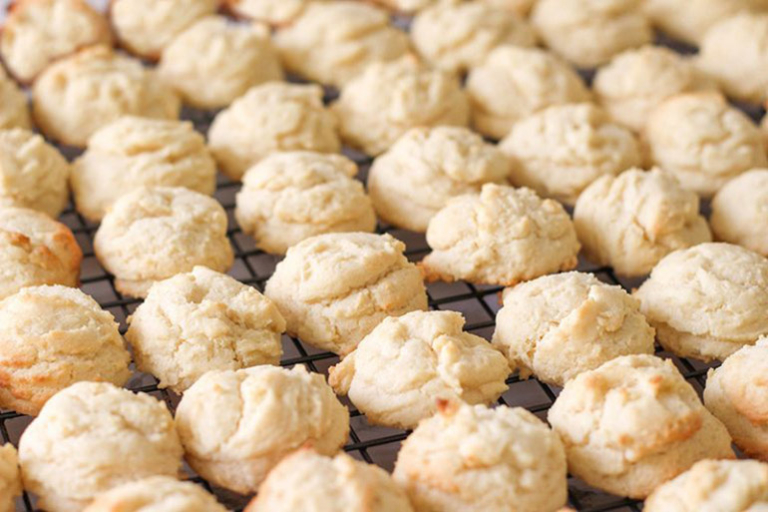 10 Deliciously Sweet Recipes You Can Whip Up With Everyday Pantry Staples
