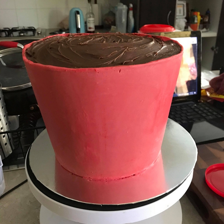 CAKE HACK: Mum Creates Epic KFC Cake and Pepsi Pinata!